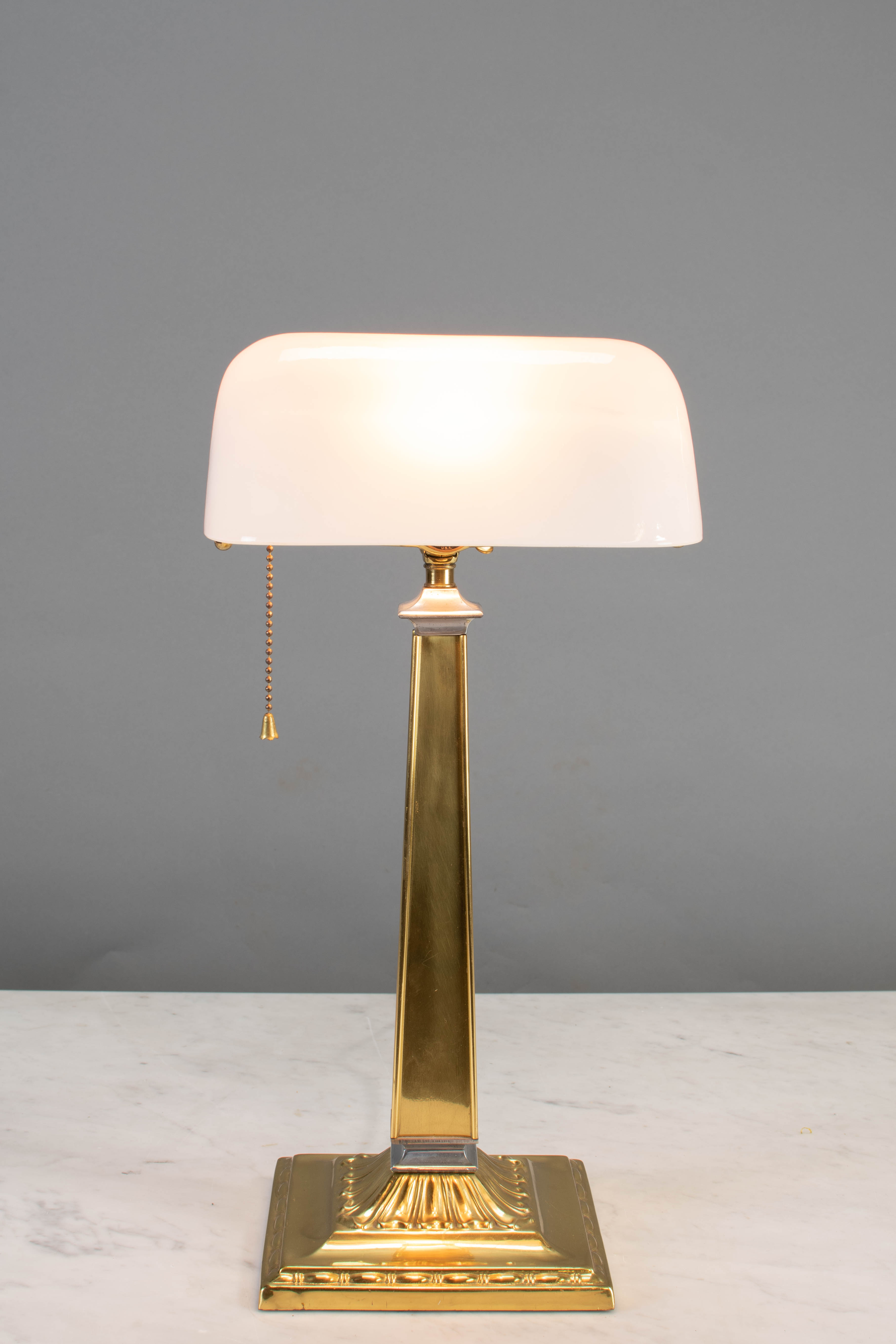 Traditional Banker's Lamp | Desk Lamps | Collection | City ...
