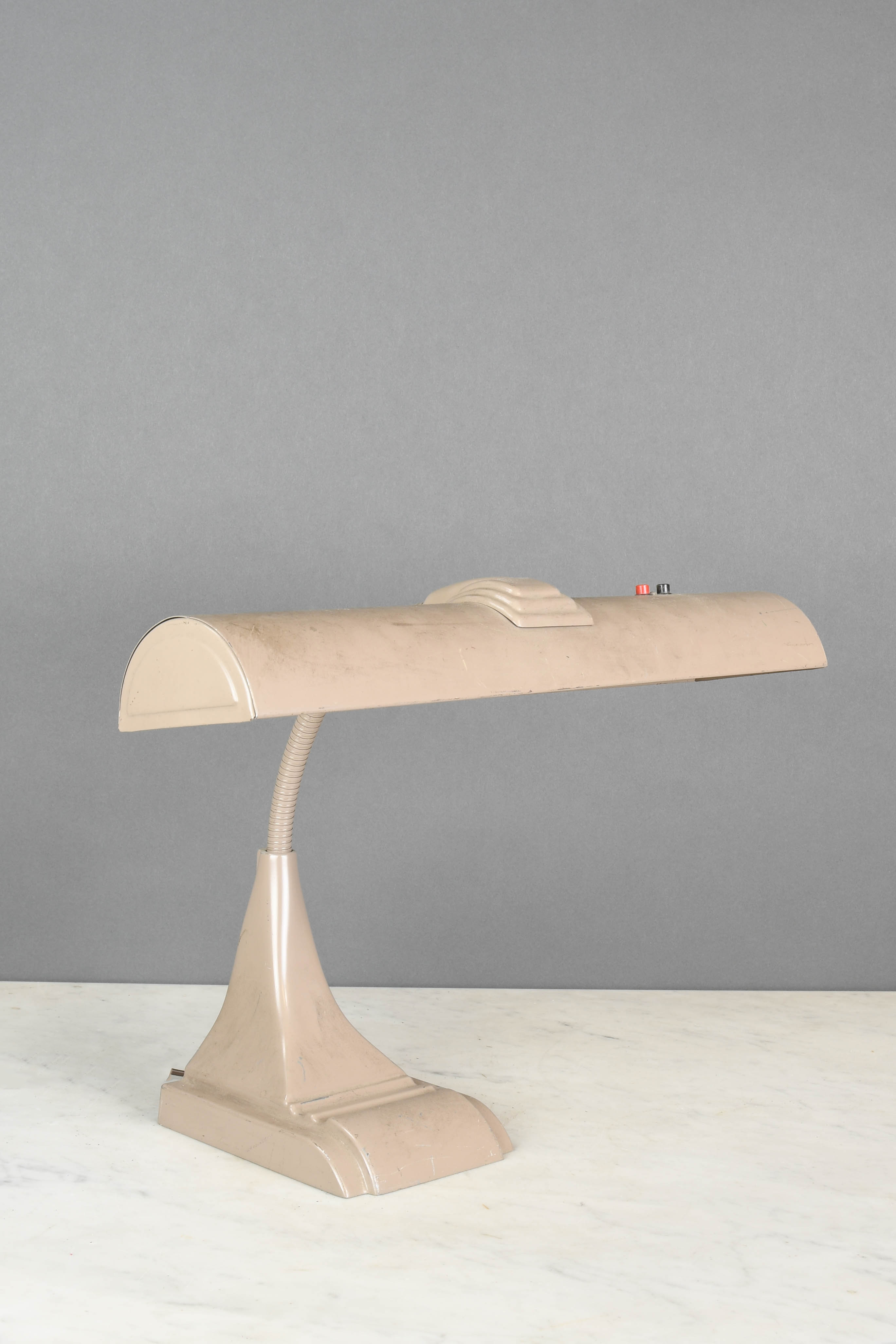 Adjutable Gooseneck Fluorescent Desk Lamp | Desk Lamps | Collection ...