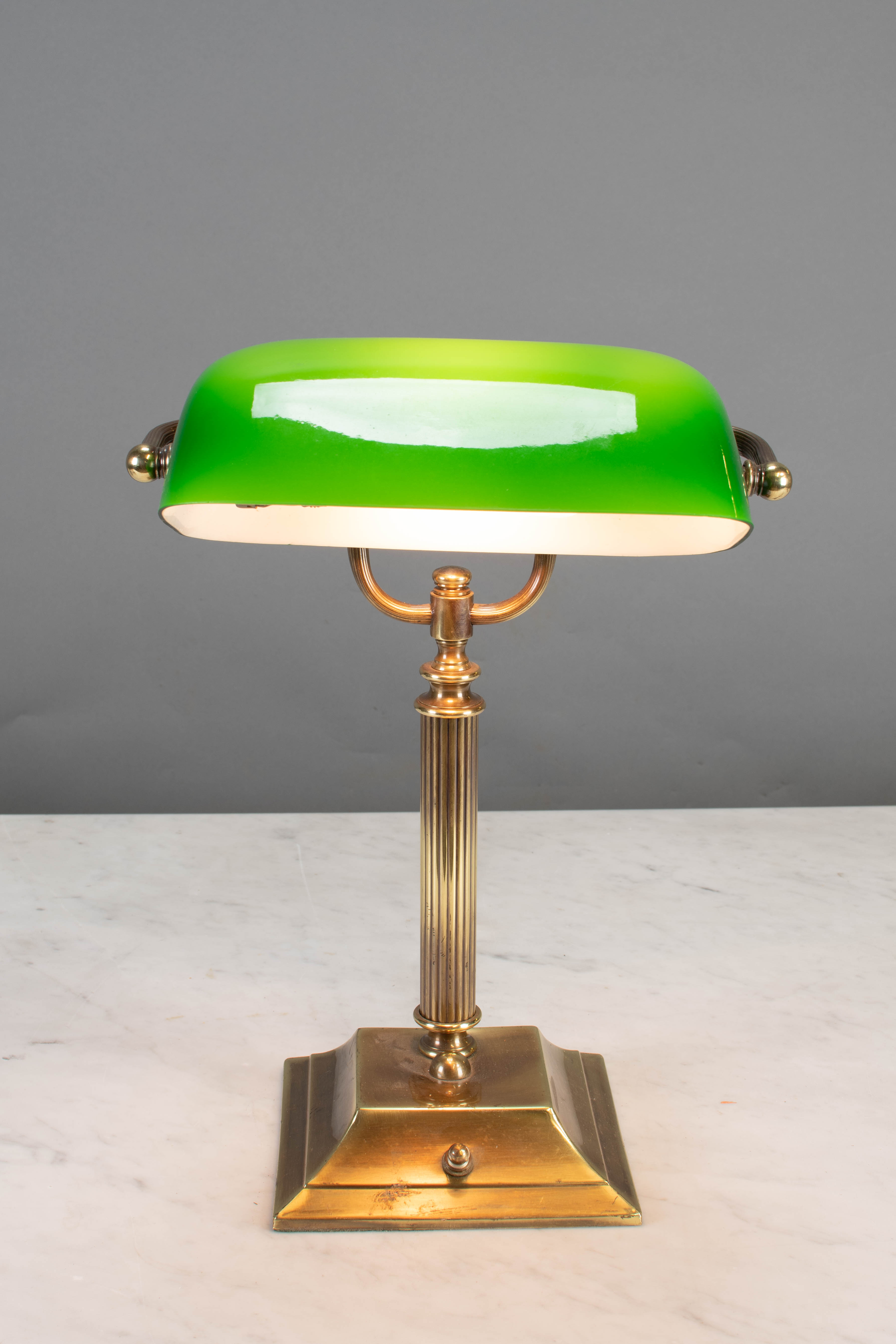Traditional Banker's Lamp | Desk Lamps | Collection | City ...