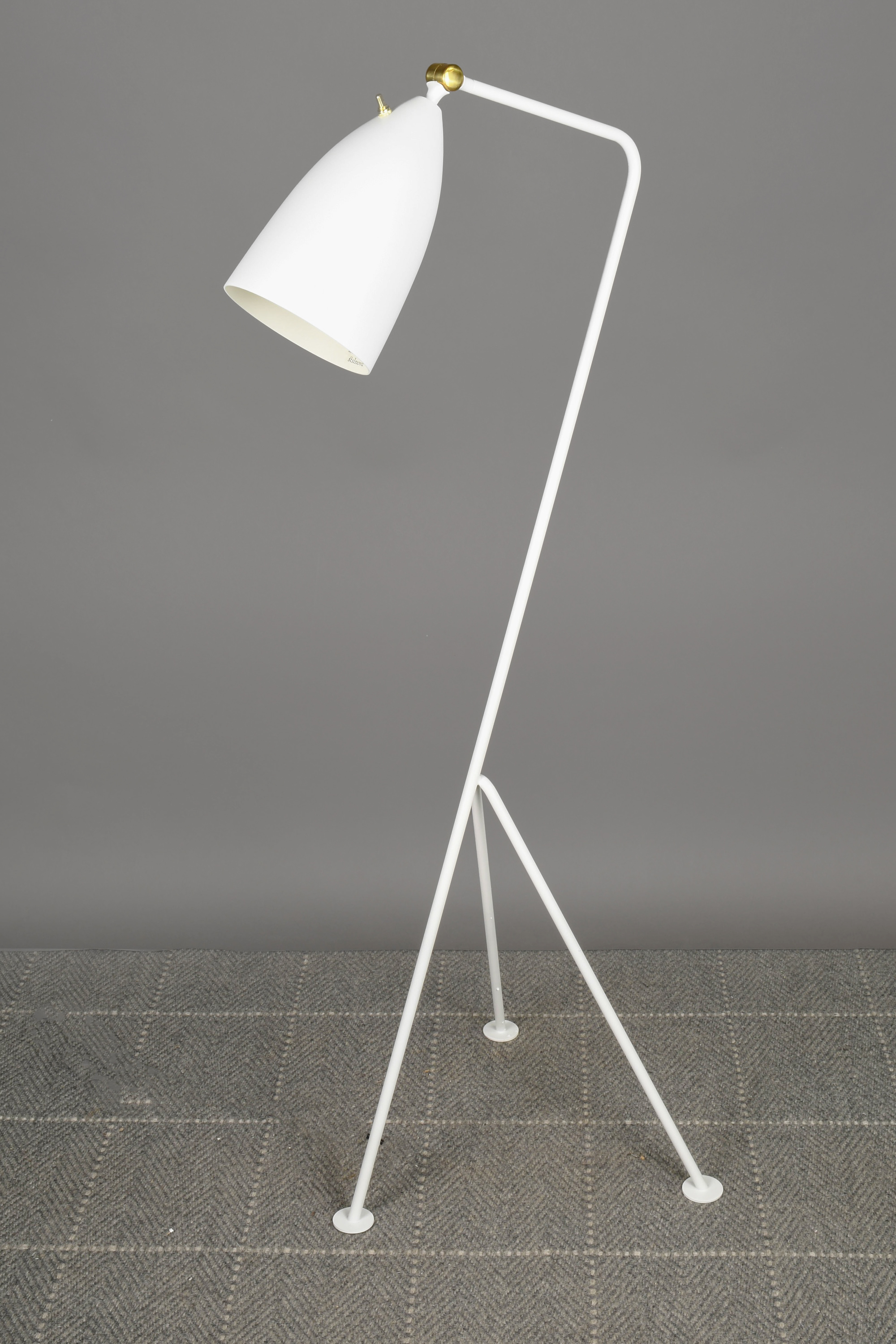 White Directional Reading Floor Lamp | Floor Lamps | Collection | City ...