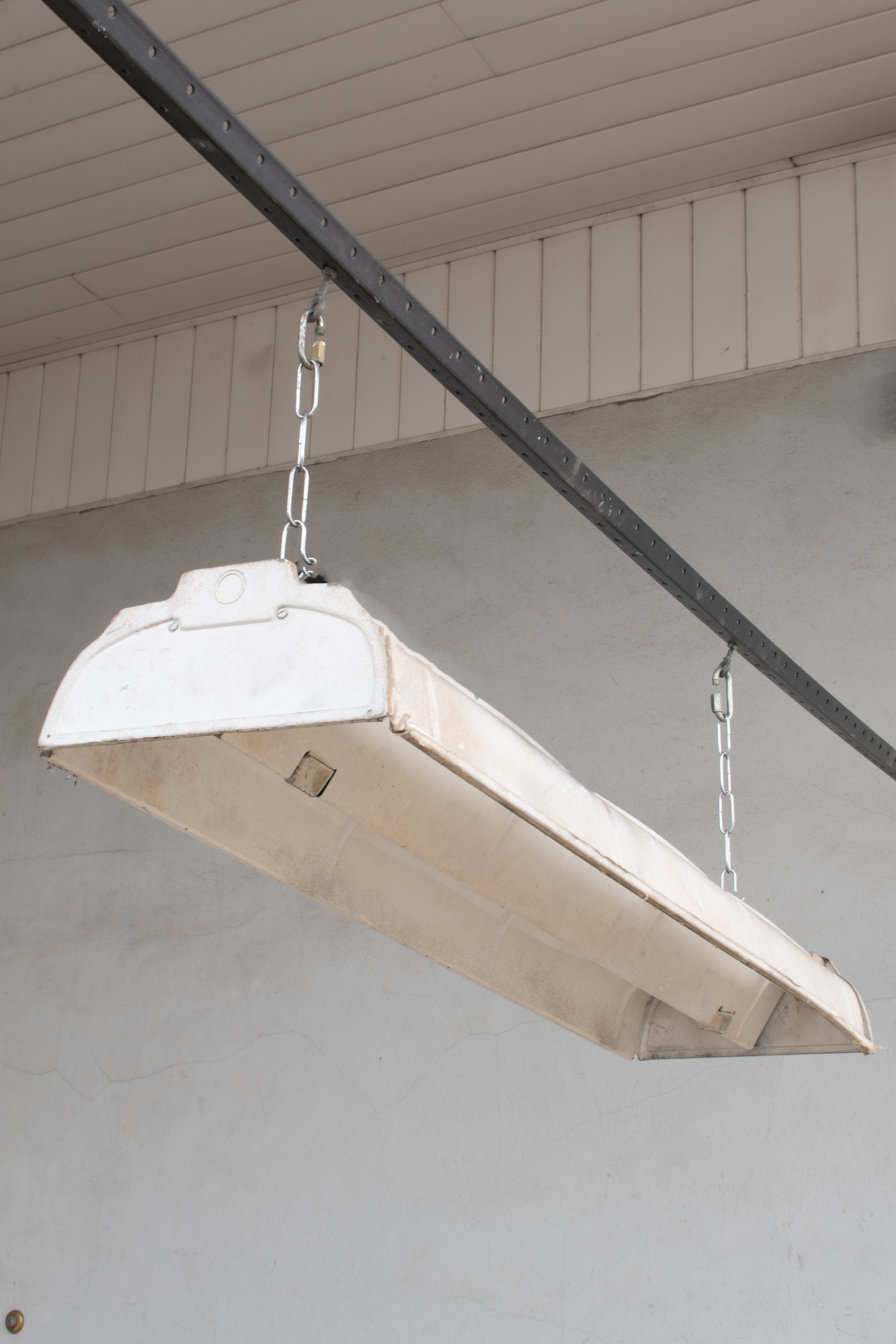 4' Two Bulb Warehouse Fluorescent Open Bottom | Fluorescents ...