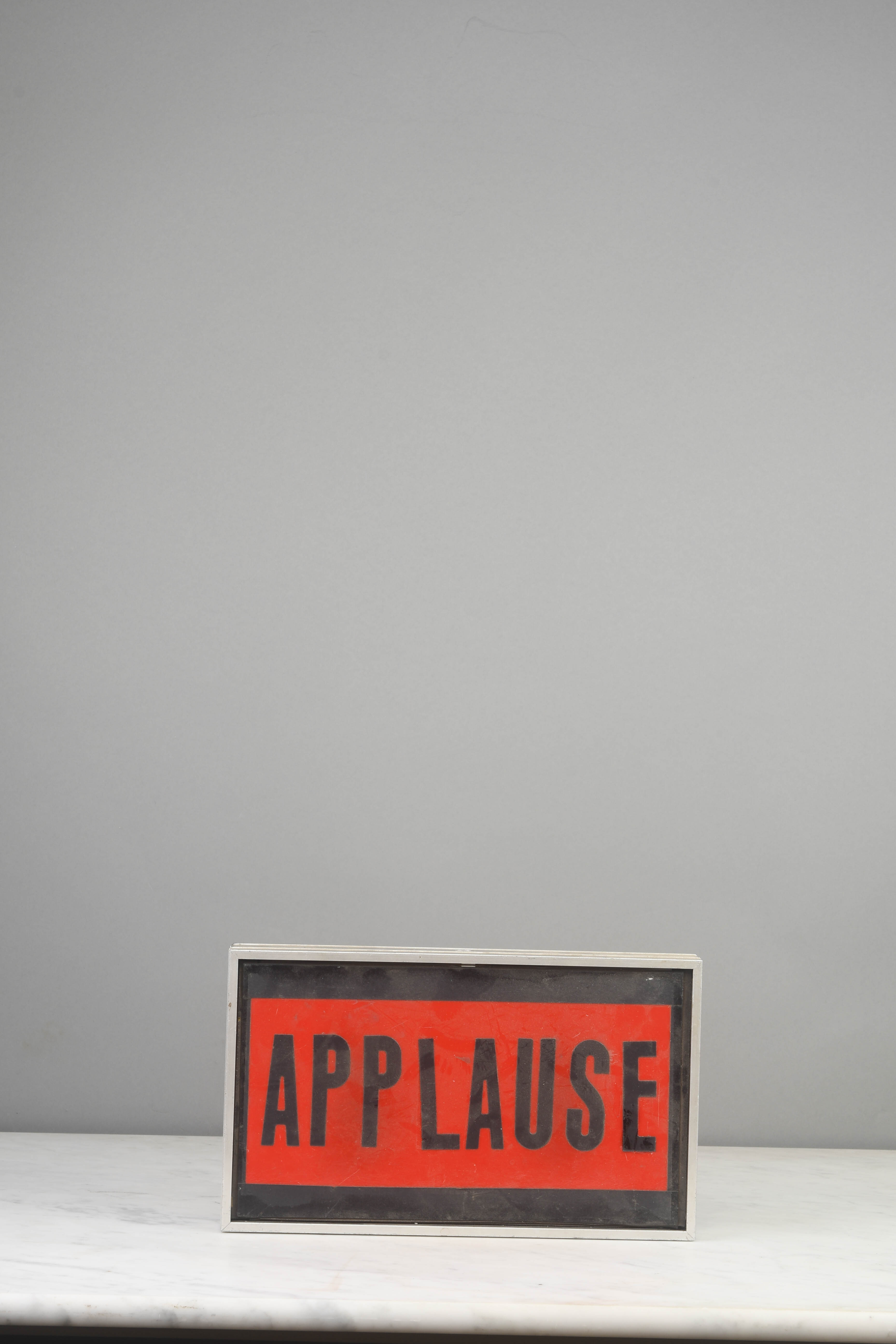 Applause Sign