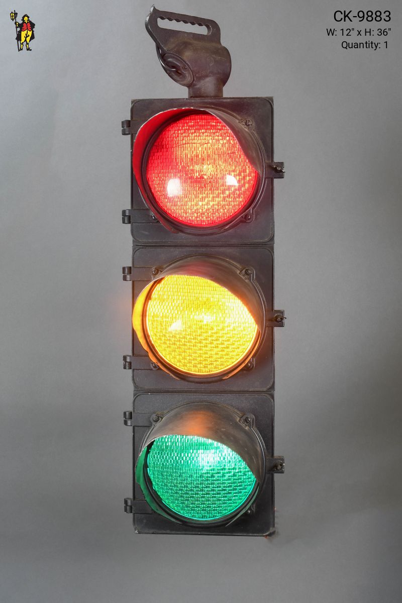 hanging traffic light