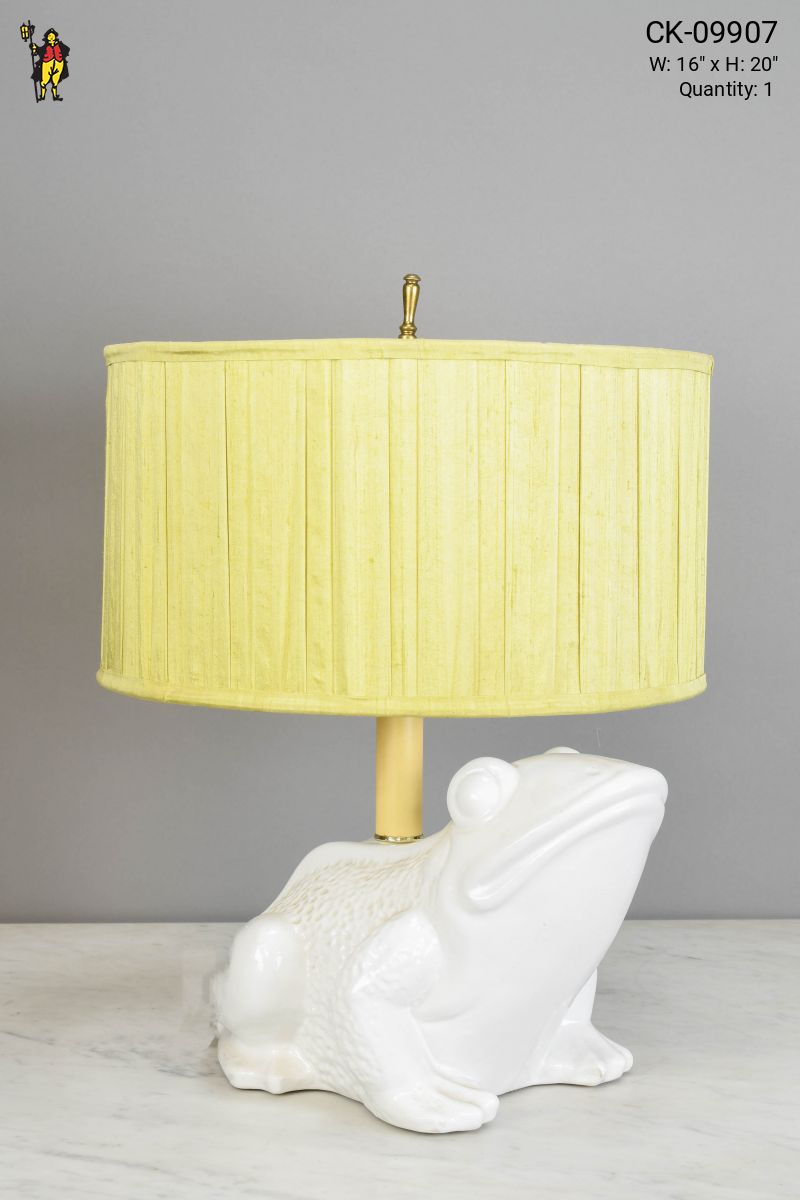 White Ceramic Frog Table Lamp | Table Lamps | Collection | City ...